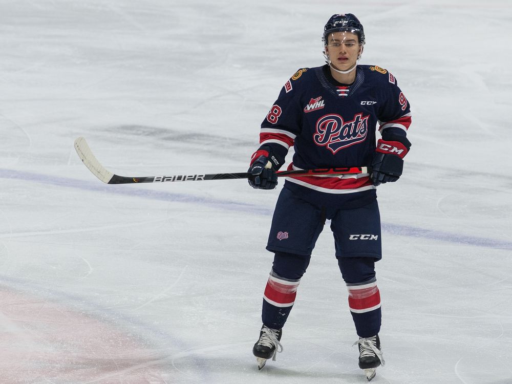 Connor Bedard Wiki, Age, Bio, Siblings, Parents, Family, Exceptional ...