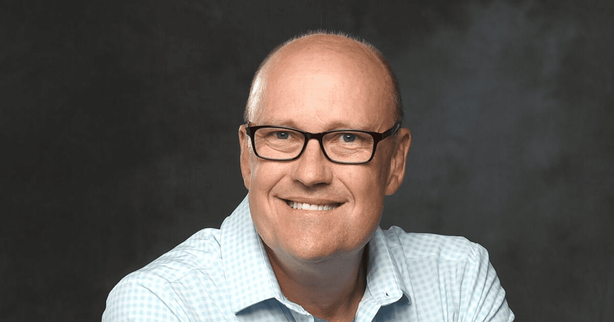 Scott Breen Biography, Age, Family, Height, Marriage, Children, Salary ...