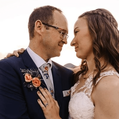 Casey Conlon Biography, Age, Family, Height, Marriage, Children, Salary ...